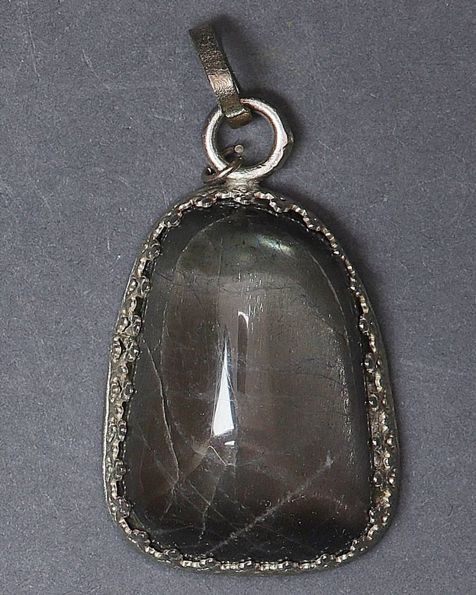 Labradoritt, Norge, sølvanheng (925S) | FINN-torget