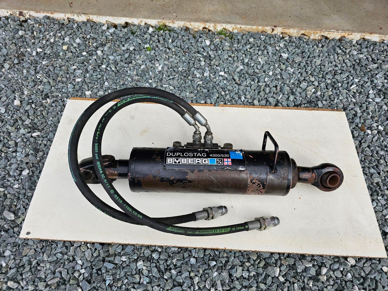 Byberg duplostag 4300/530 kat.2 Hydraulisk toppstag. | FINN torget