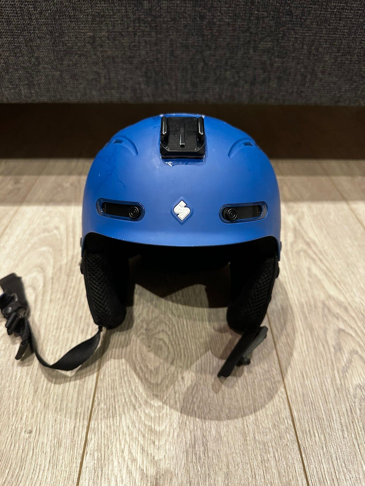 Sweet protection hjelm M/L 56-59cm | FINN-torget