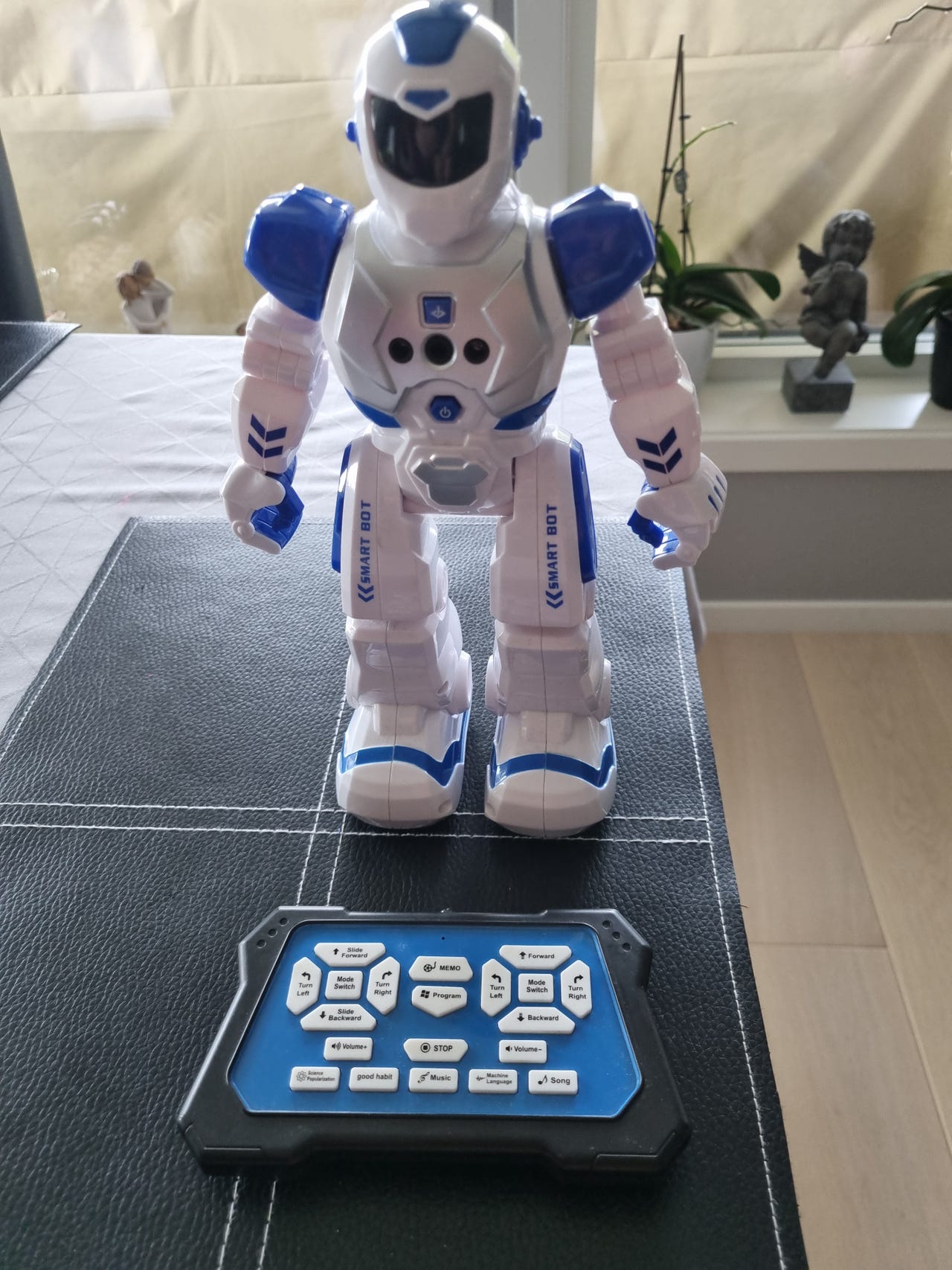 Smart Bot robot | FINN torget