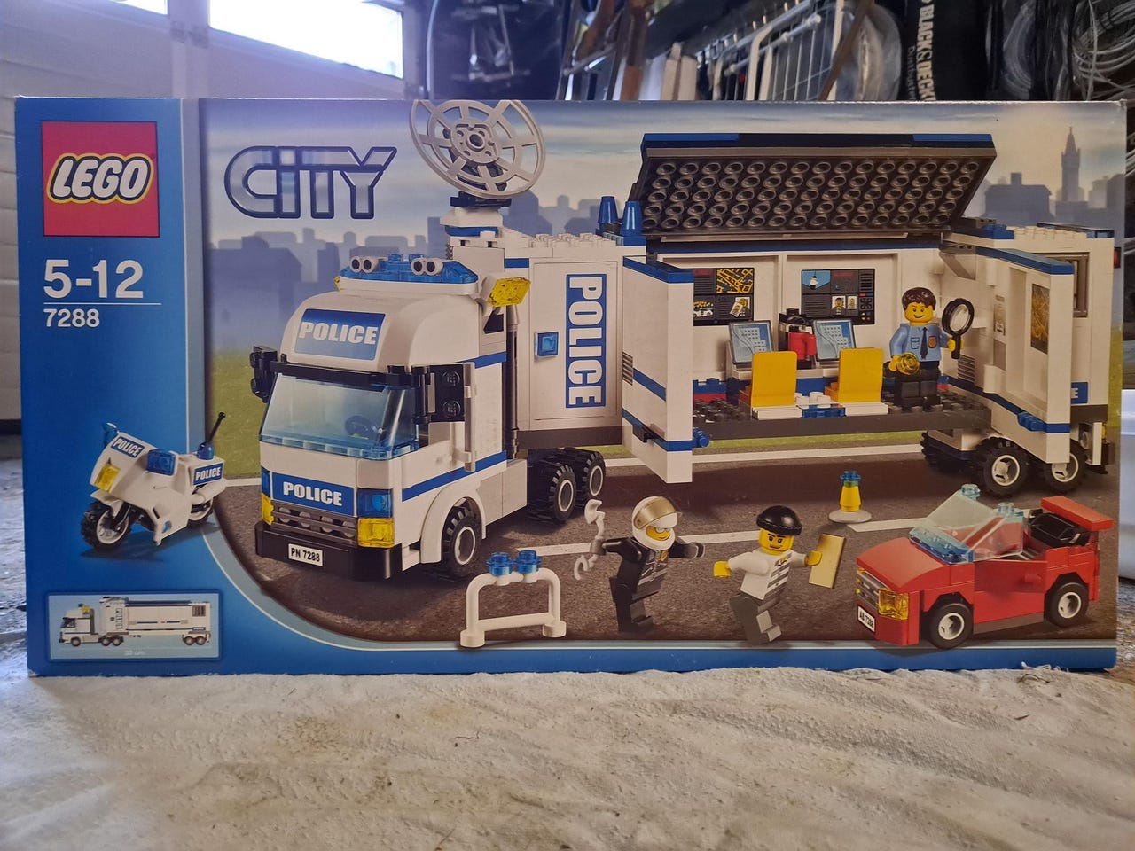 LEGO City Police 7288 Mobile Police Unit Uåpnet ifra 2010 til Salgs ...
