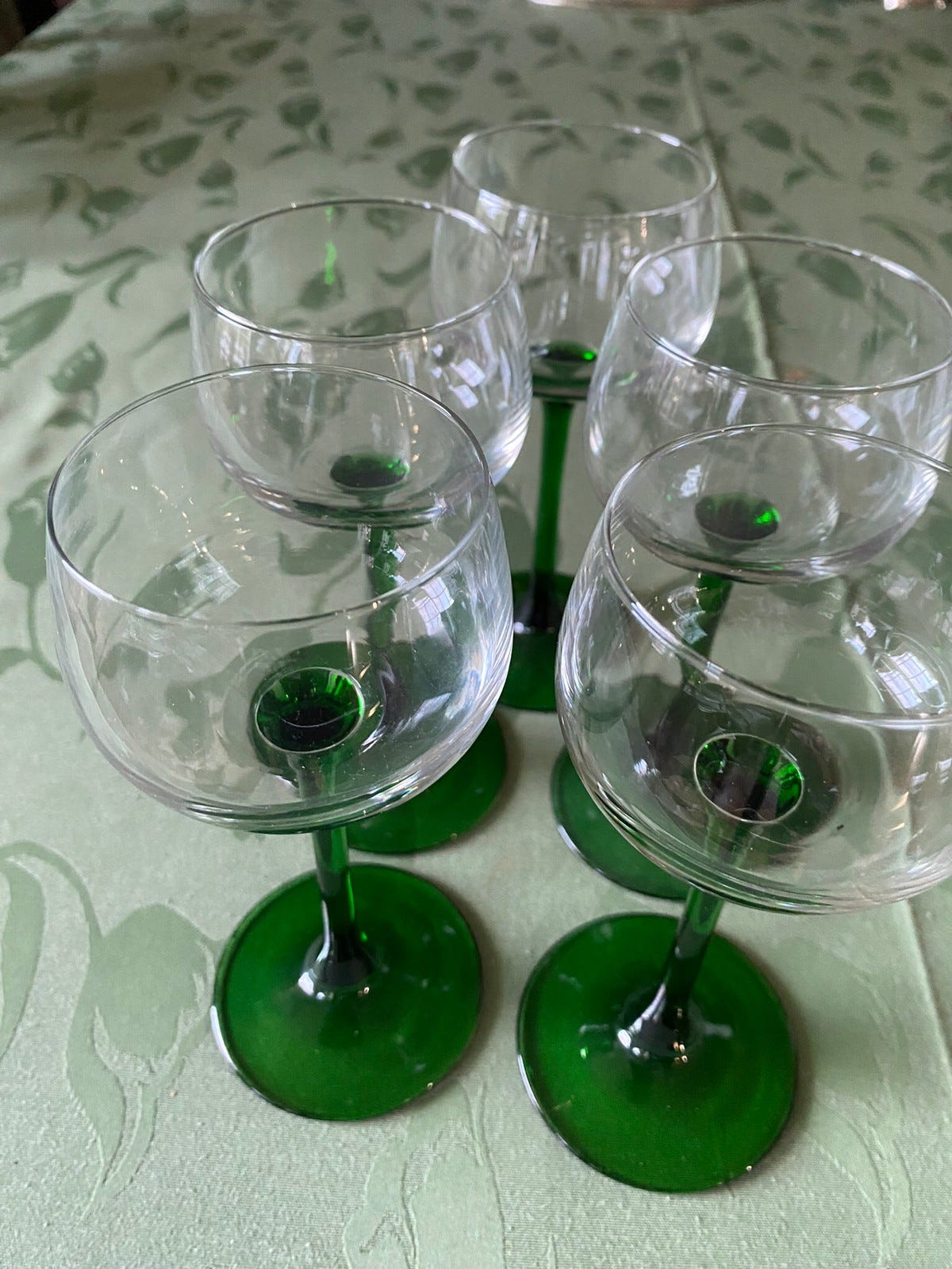 Vin glass m/grønn stett . | FINN-torget