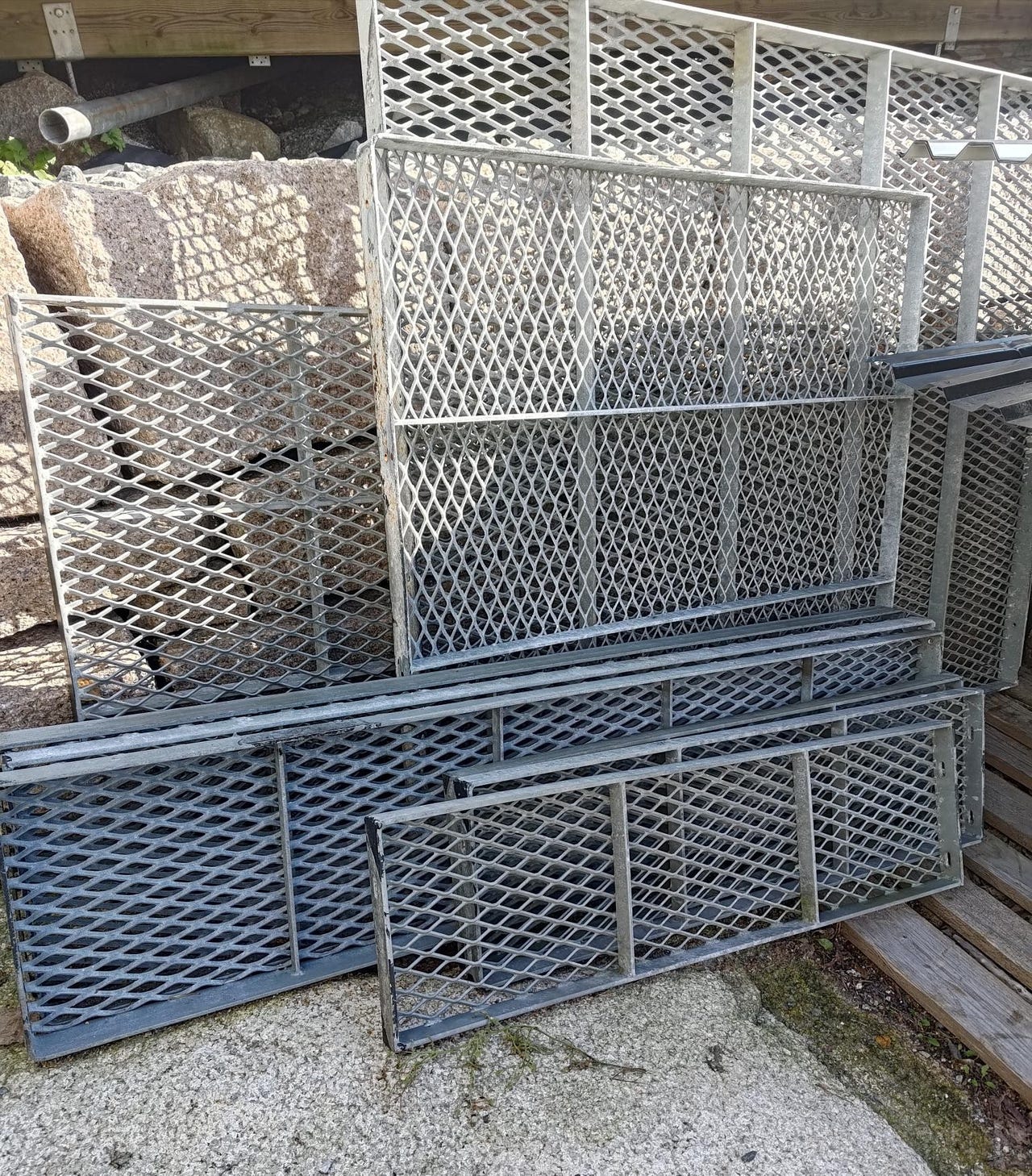 Strekkmetall rister - Ulike størrelser | FINN torget