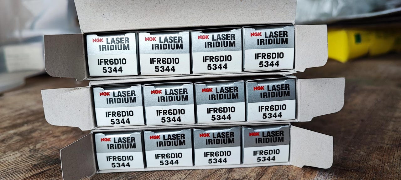 12 stk. NGK IFR6D10 - selges samlet | FINN torget