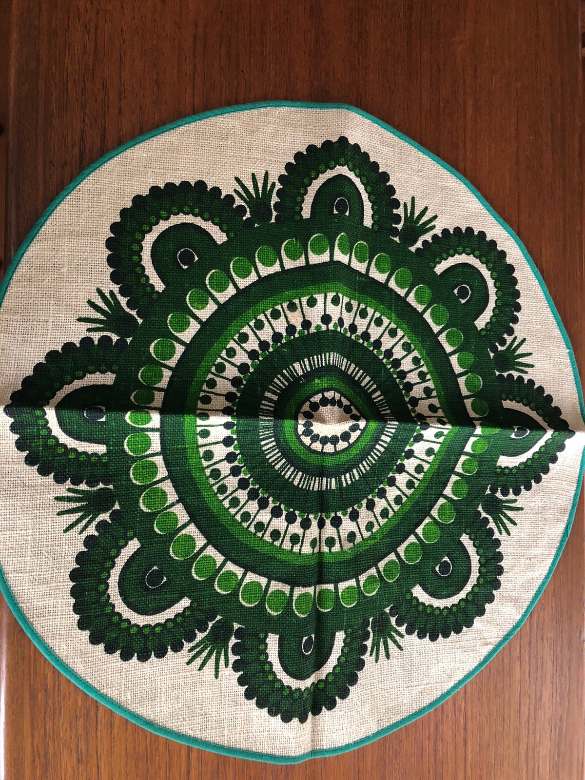 Retro duk i jute | FINN torget