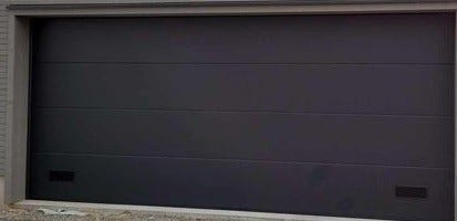 NY LOBAS garasjeport 490x215 Sort Deep Matt RAL 9005 | FINN torget