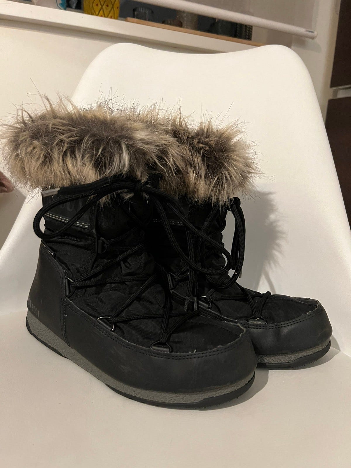 Moon Boot Monaco str 38 | FINN torget