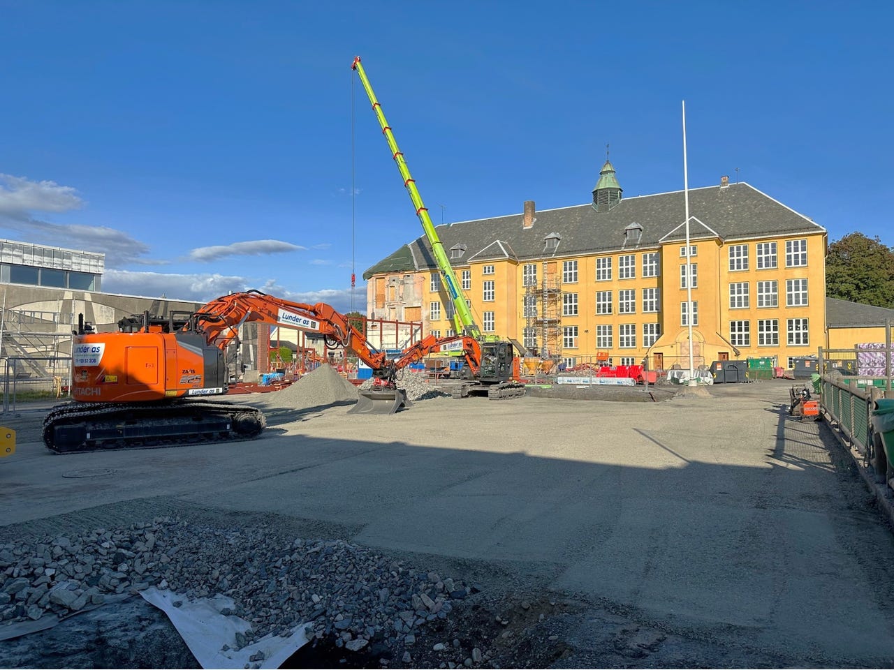 Lunder AS søker gravemaskinfører, Rørlegger/grunnarbeider - Akershus ...