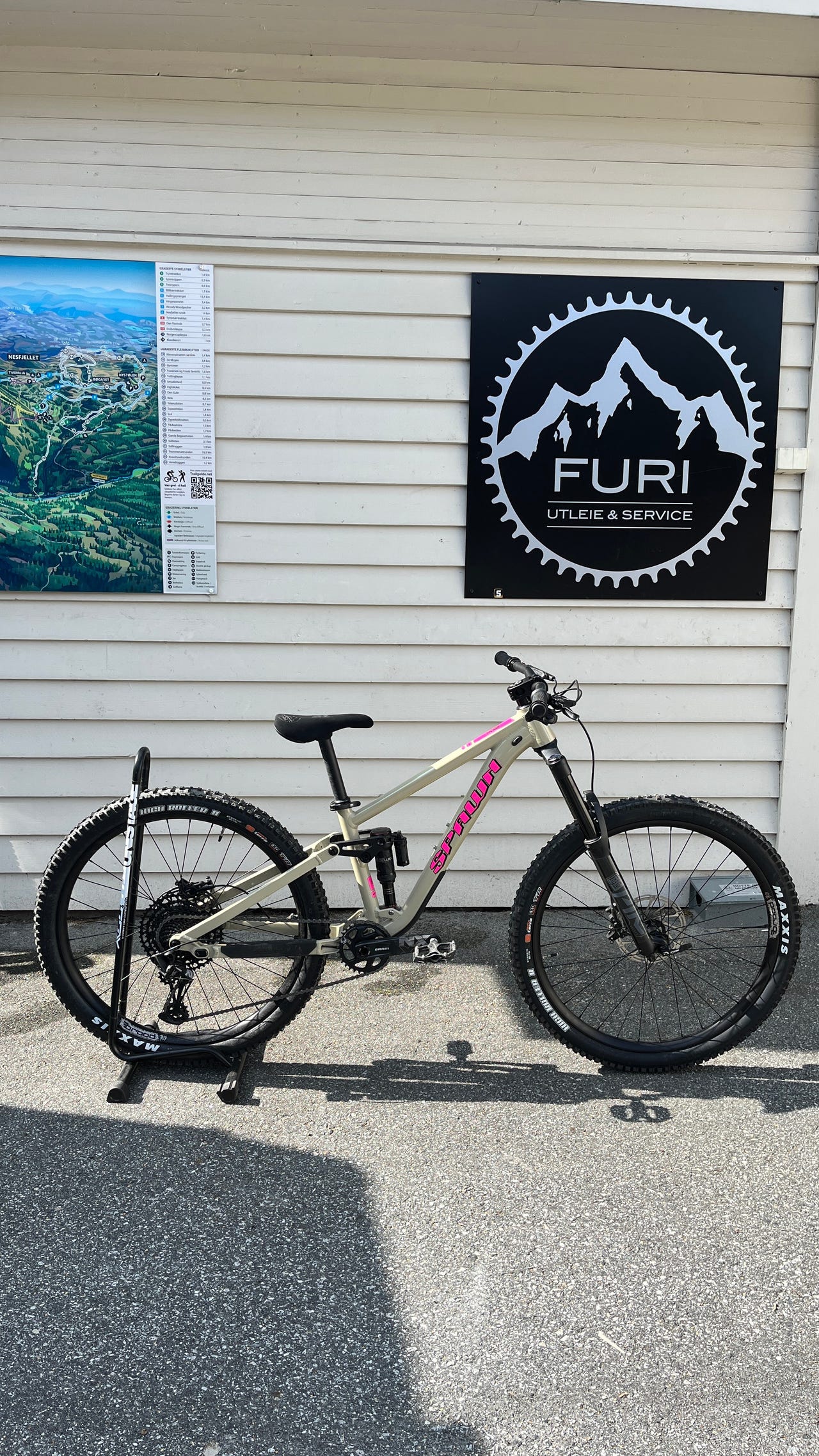 Spawn Cycles Rokk 27,5' 1 utleiesykkel selges | FINN-torget