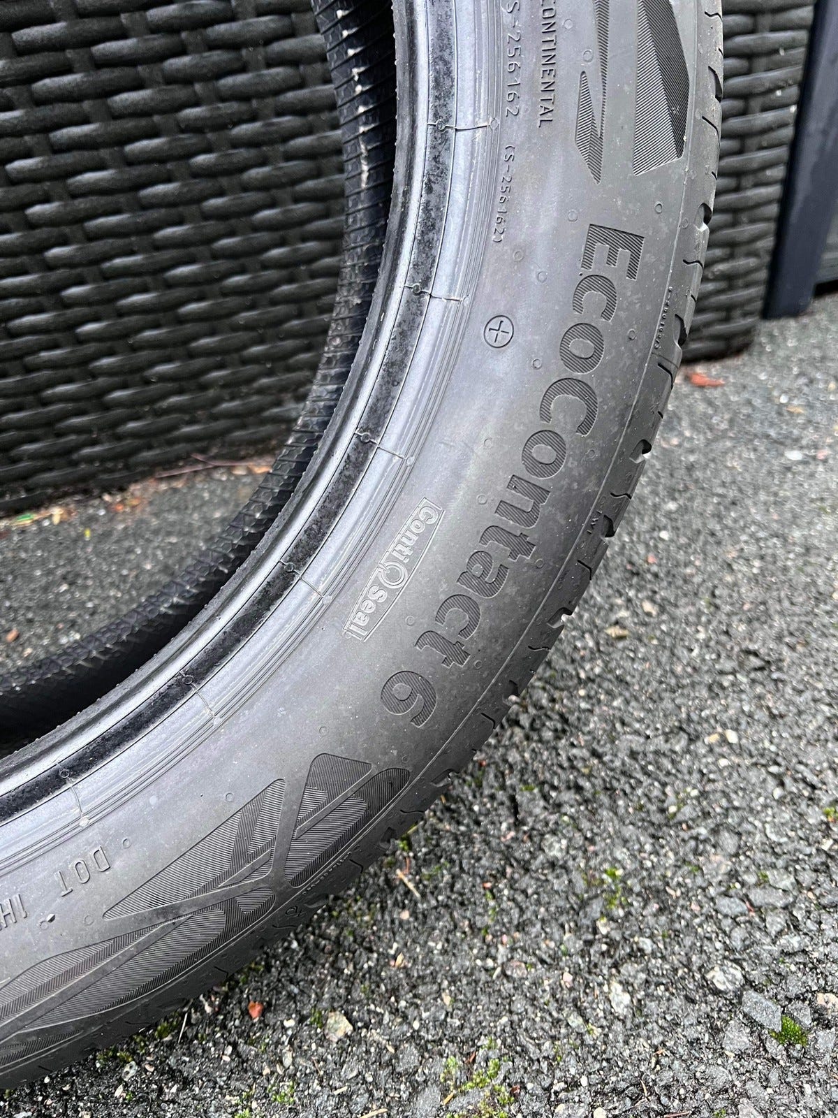 2x Continental Ecocontact 6 dekk. 215/50R19 93 T contiseal | FINN torget