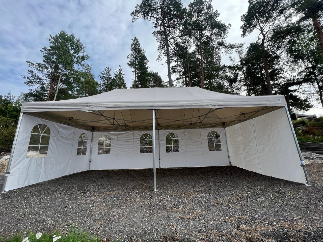 Telt med varme? Partytelt, Popup (O.B WIIK), stoler og bord! | FINN-torget