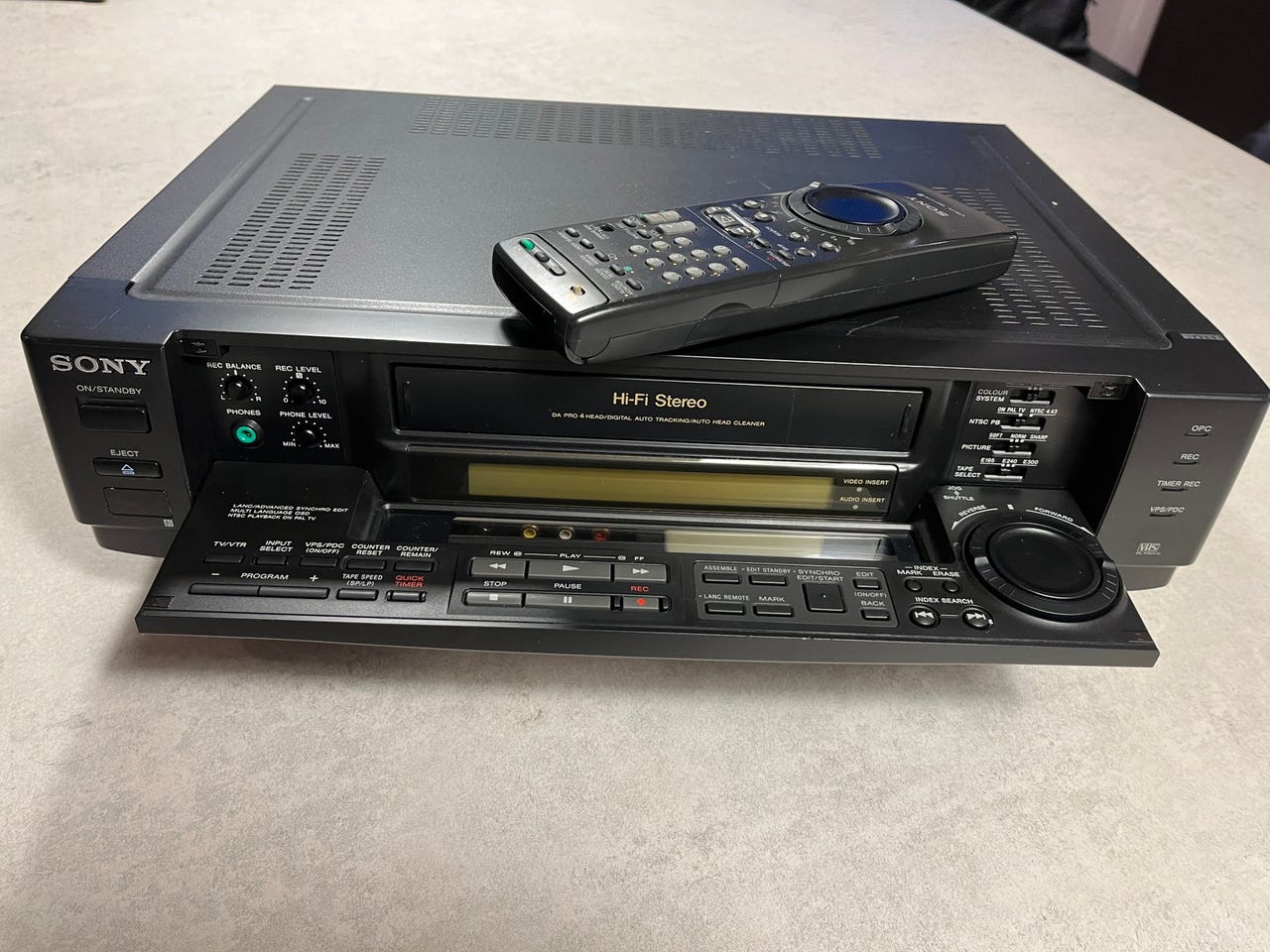 Sony videospiller/videorecorder VHS - veldig bra modell | FINN torget