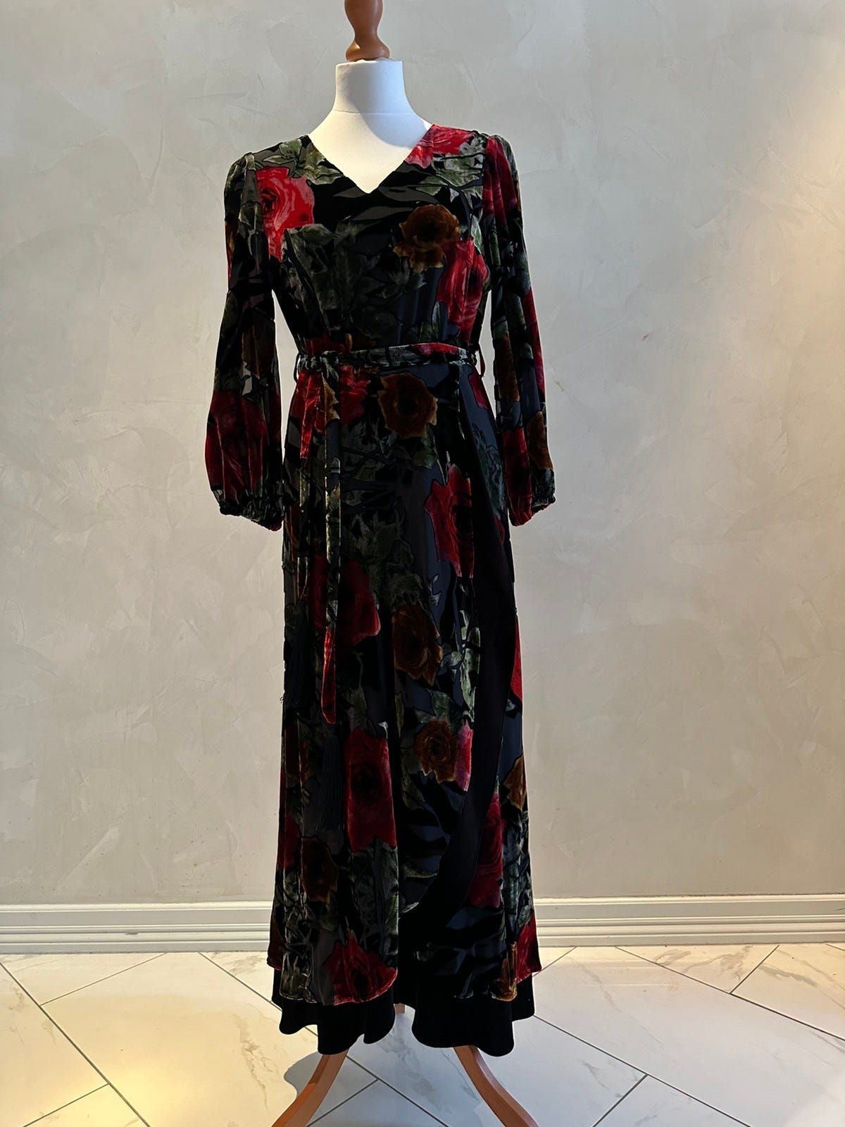 Kjole fra Haust | FINN-torget