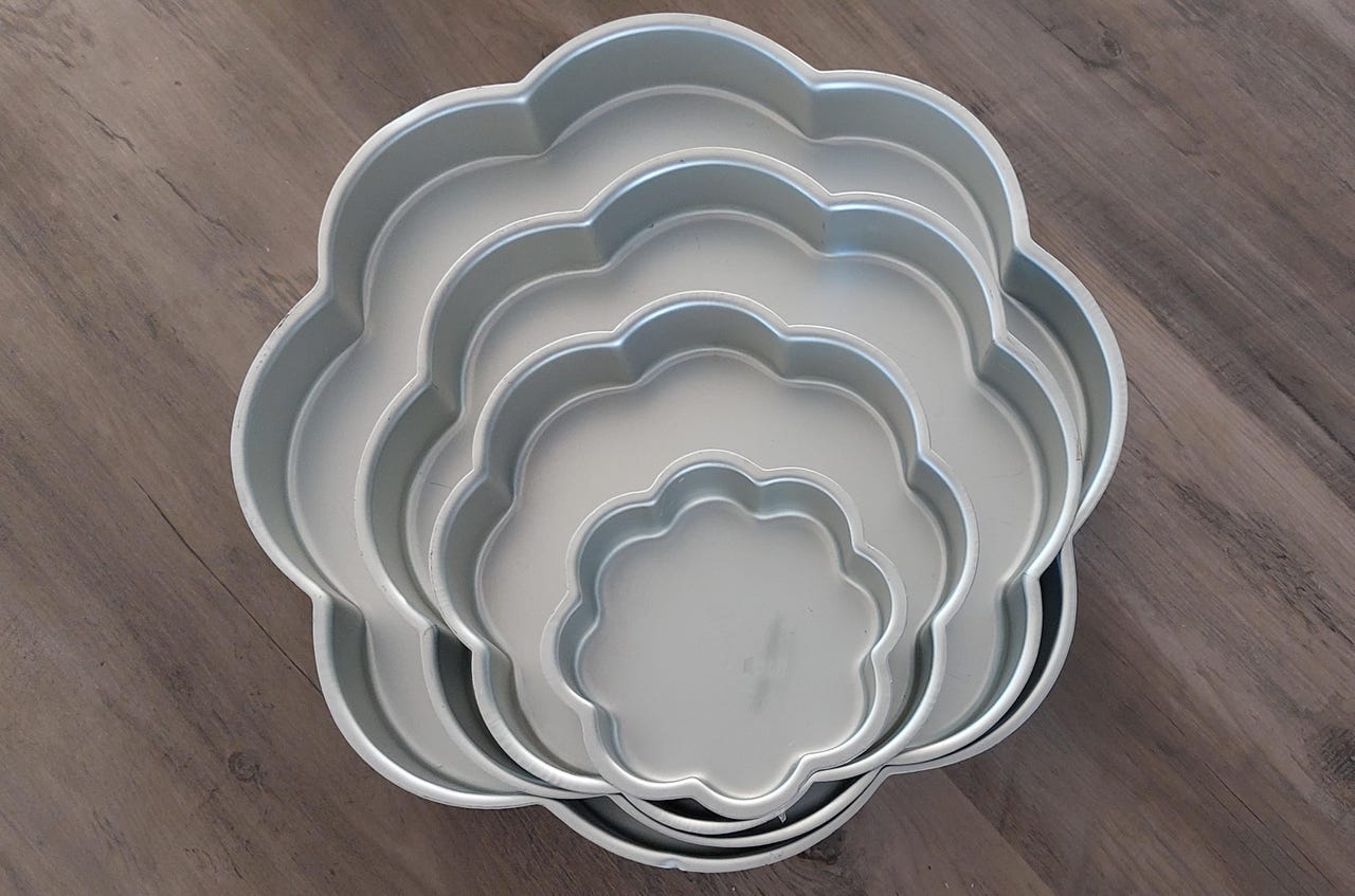 Diverse kakeformer/ bakeformer sett fra Wilton til salgs | FINN-torget