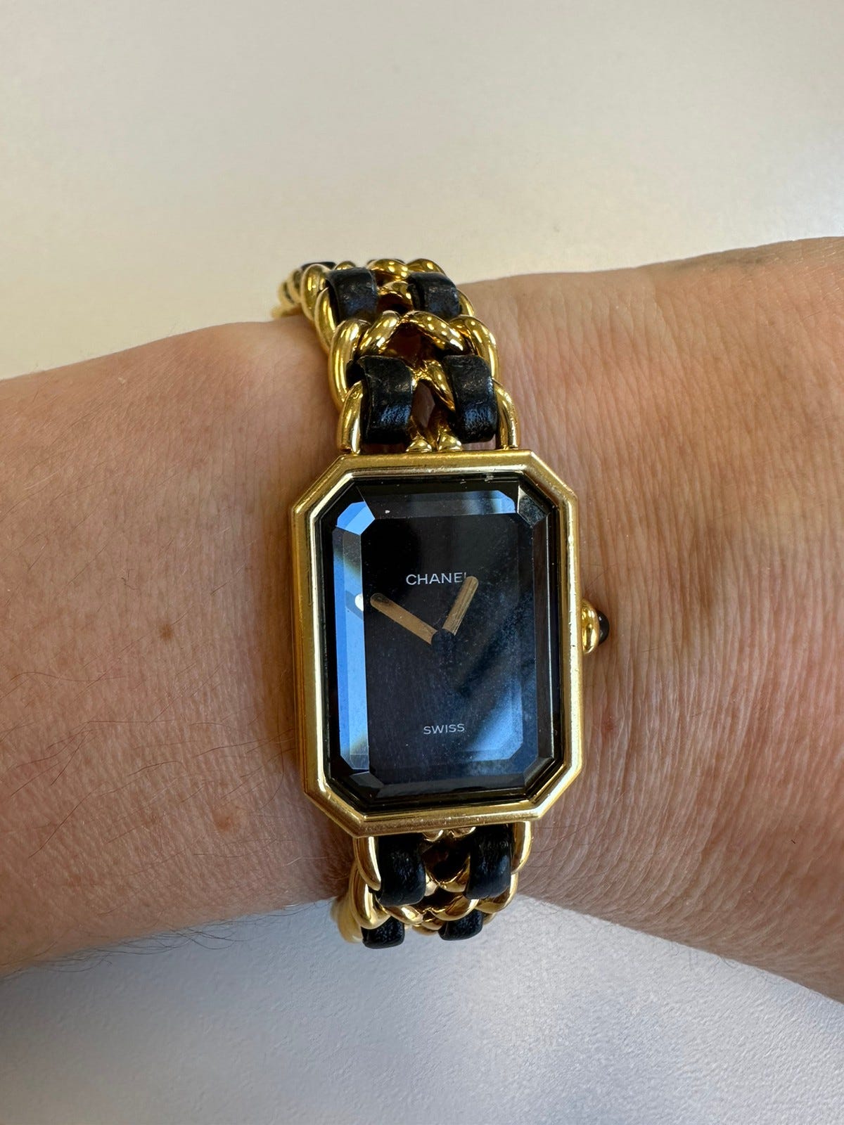 Chanel klokke vintage uten riper eller skader | FINN-torget