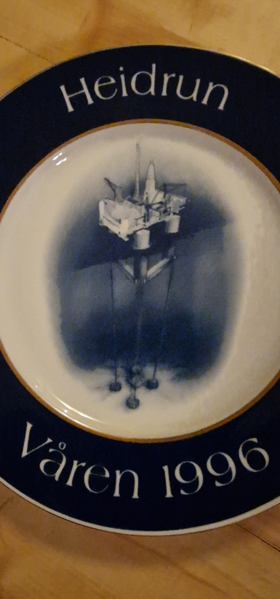 Heidrun plattformen våren 1996 - Porsgrund Porselen | FINN-torget