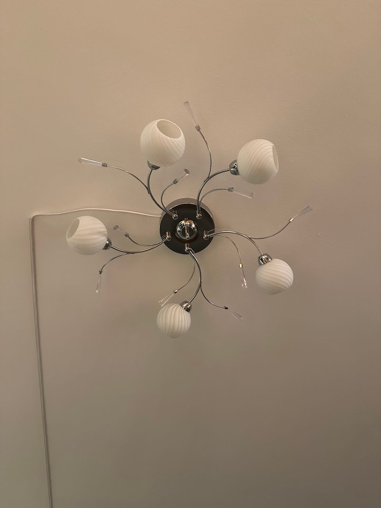 Taklampe stue | FINN-torget