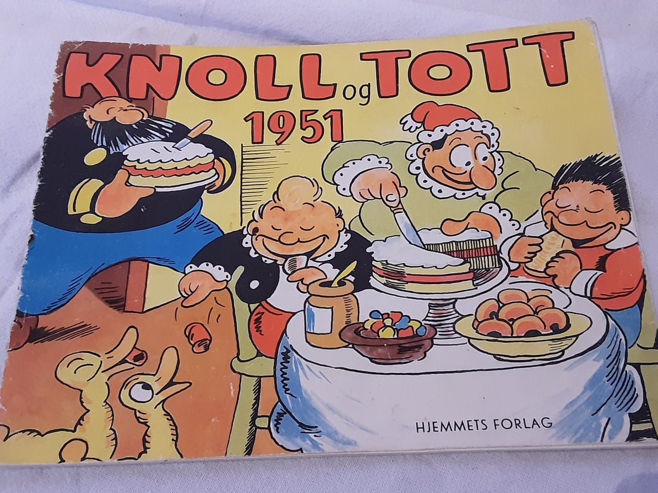 Knoll og Tott julehefte 1946 - 2000 | FINN-torget