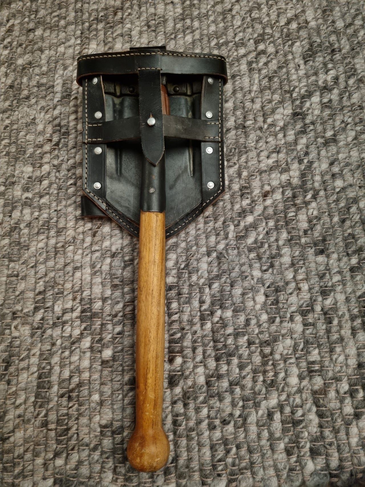 Tysk ww2 Spade med futeral | FINN torget