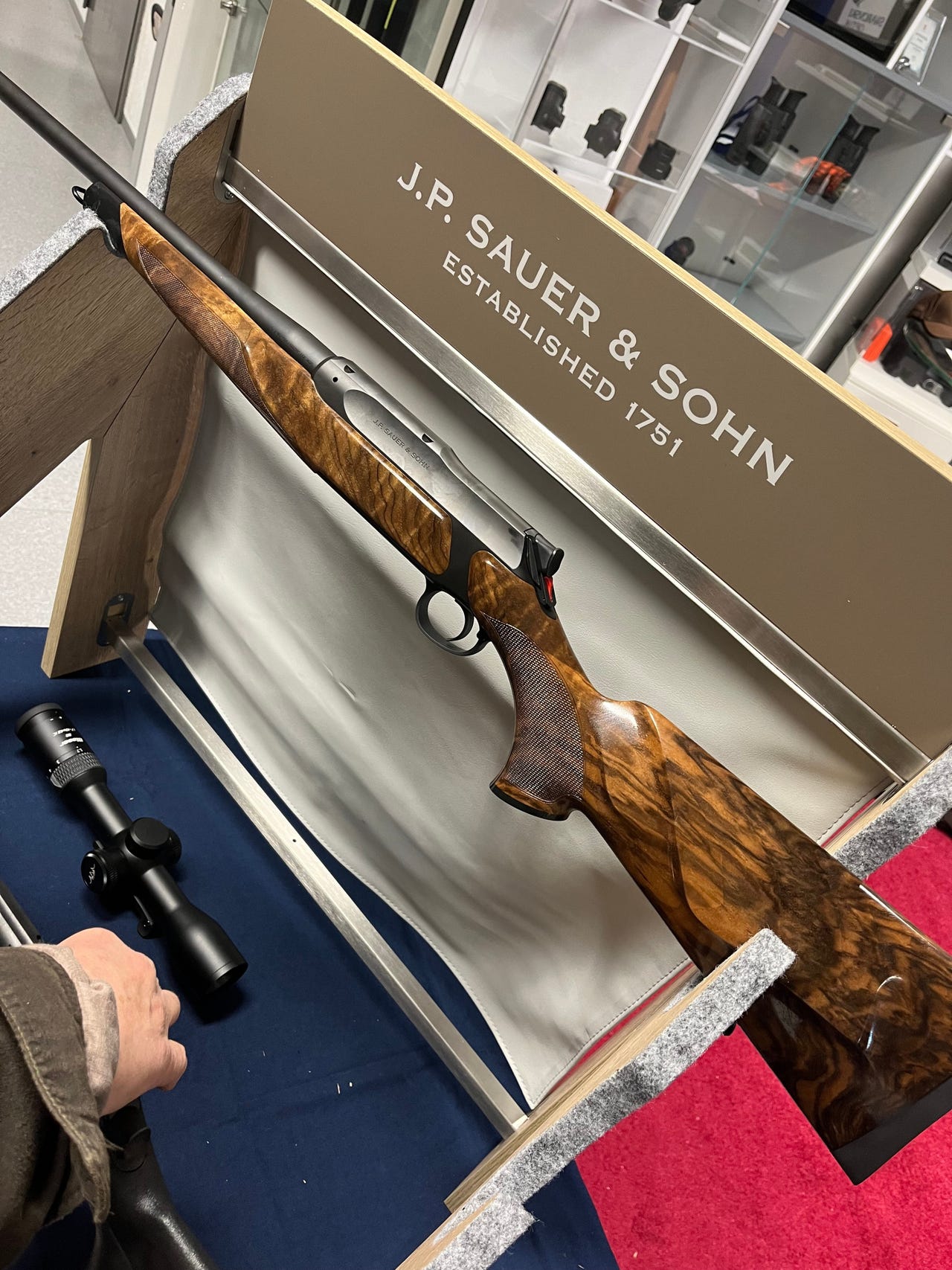 Sauer 505 Elegance Grad 5 stokk | FINN-torget