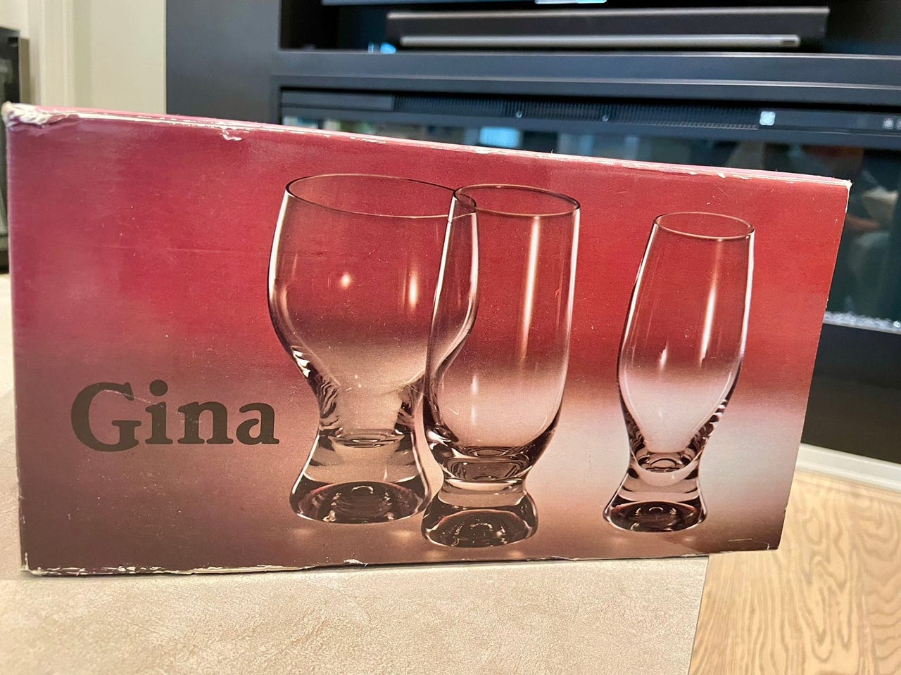 Bohemia Gina glass i originalinnpakning | FINN-torget