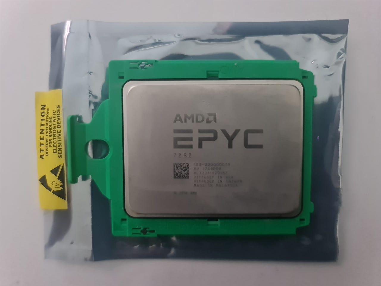 AMD EPYC 7282 2.8GHz 16 core 32 thread(Ulåst) | FINN-torget