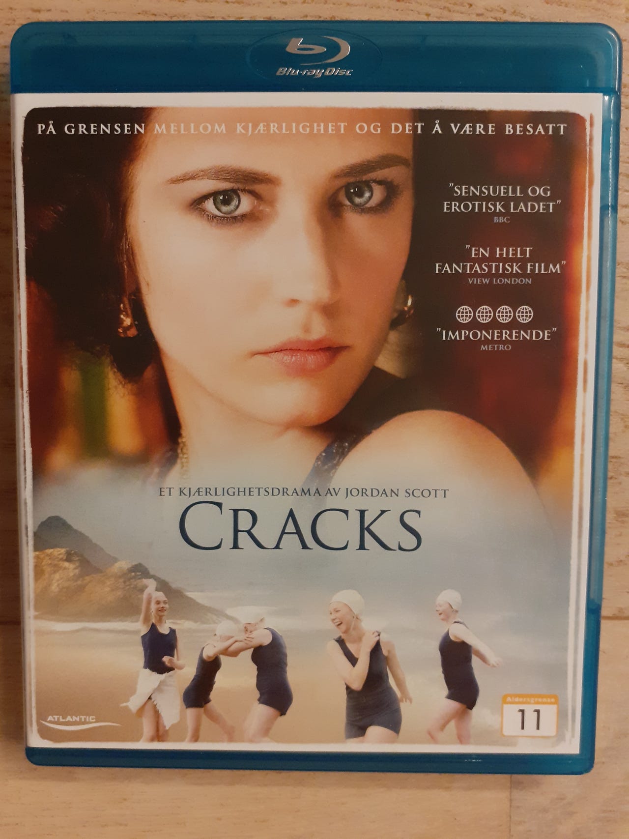 Cracks Blu-ray - Norsk Tekst (Stort utvalg film og bøker) | FINN-torget