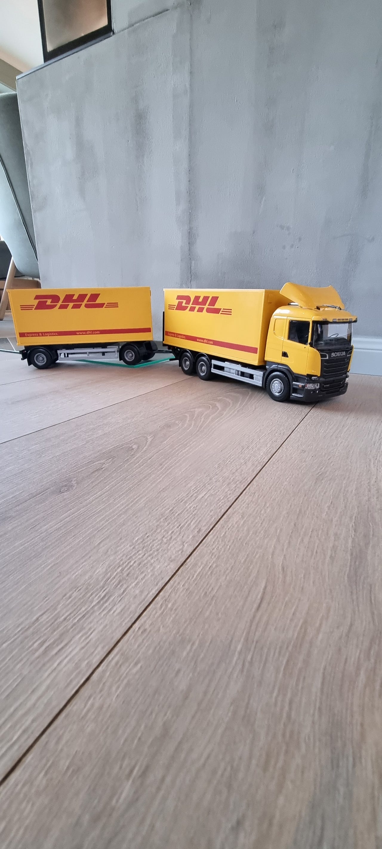 Emek lastebiler selges | FINN-torget