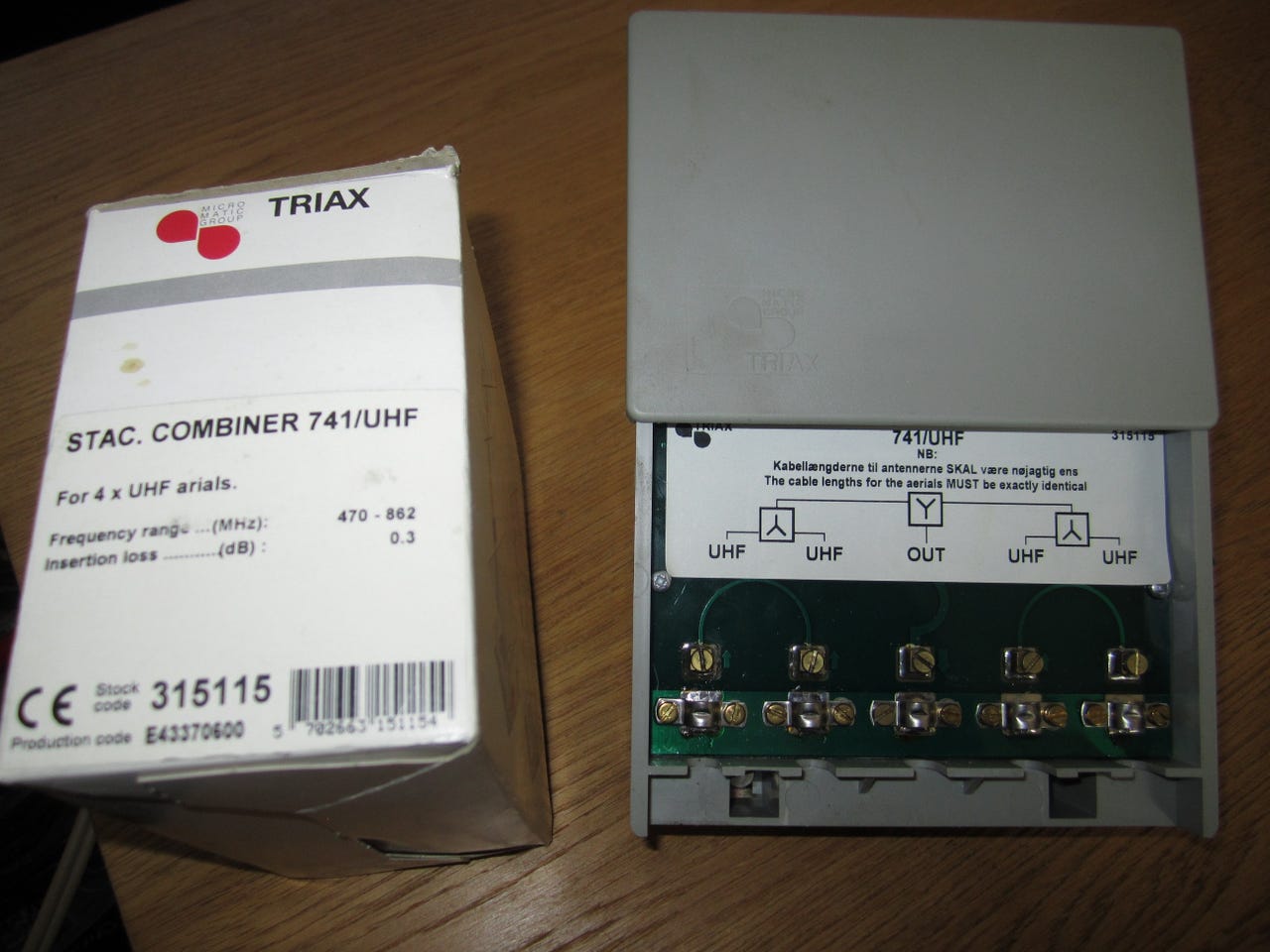 Triax Stacking Filter For Sammenkobling av 4 UHF Gitterantenner Riks-TV ...