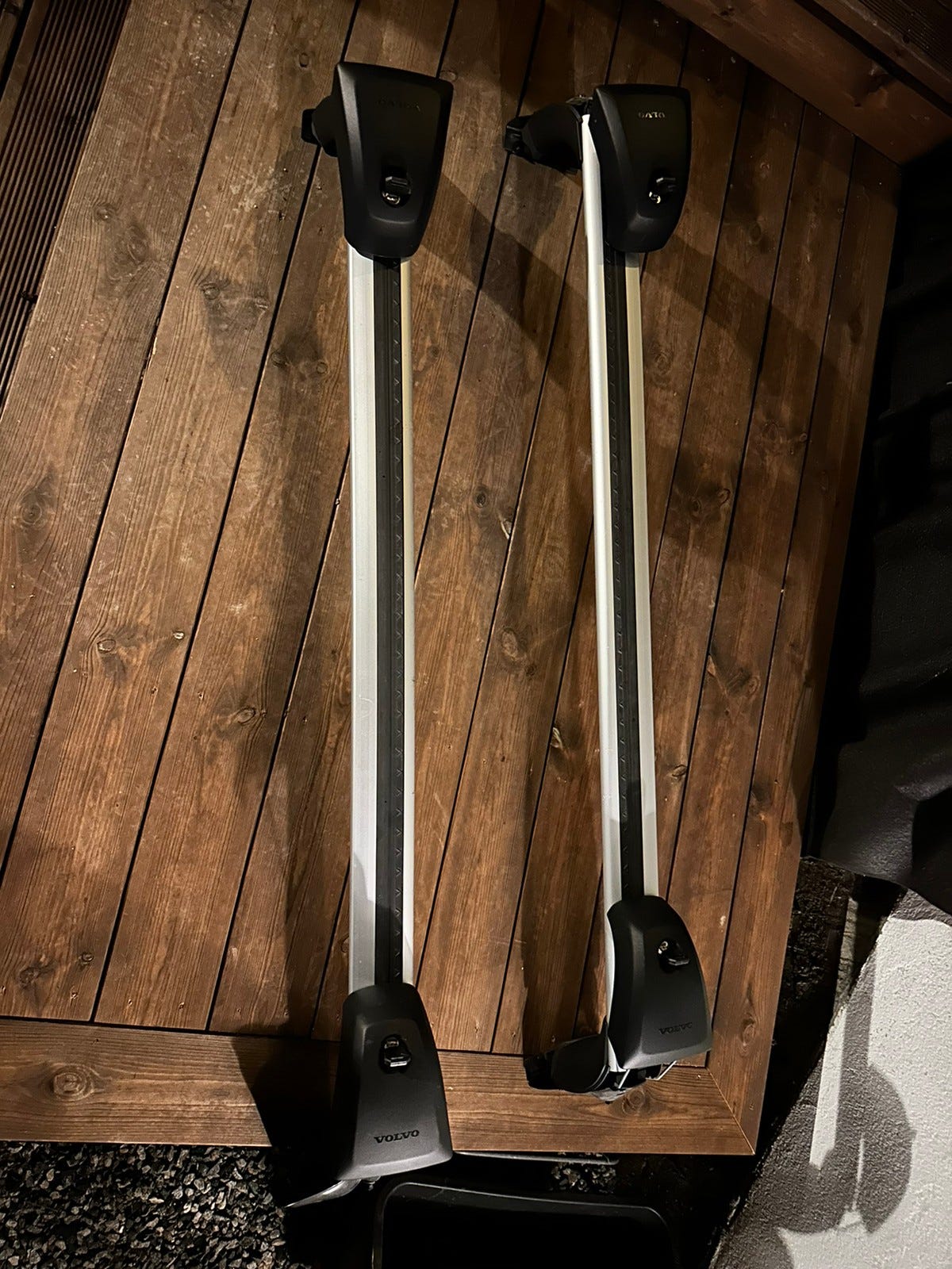 Originalt takstativ til Volvo C40 | FINN-torget