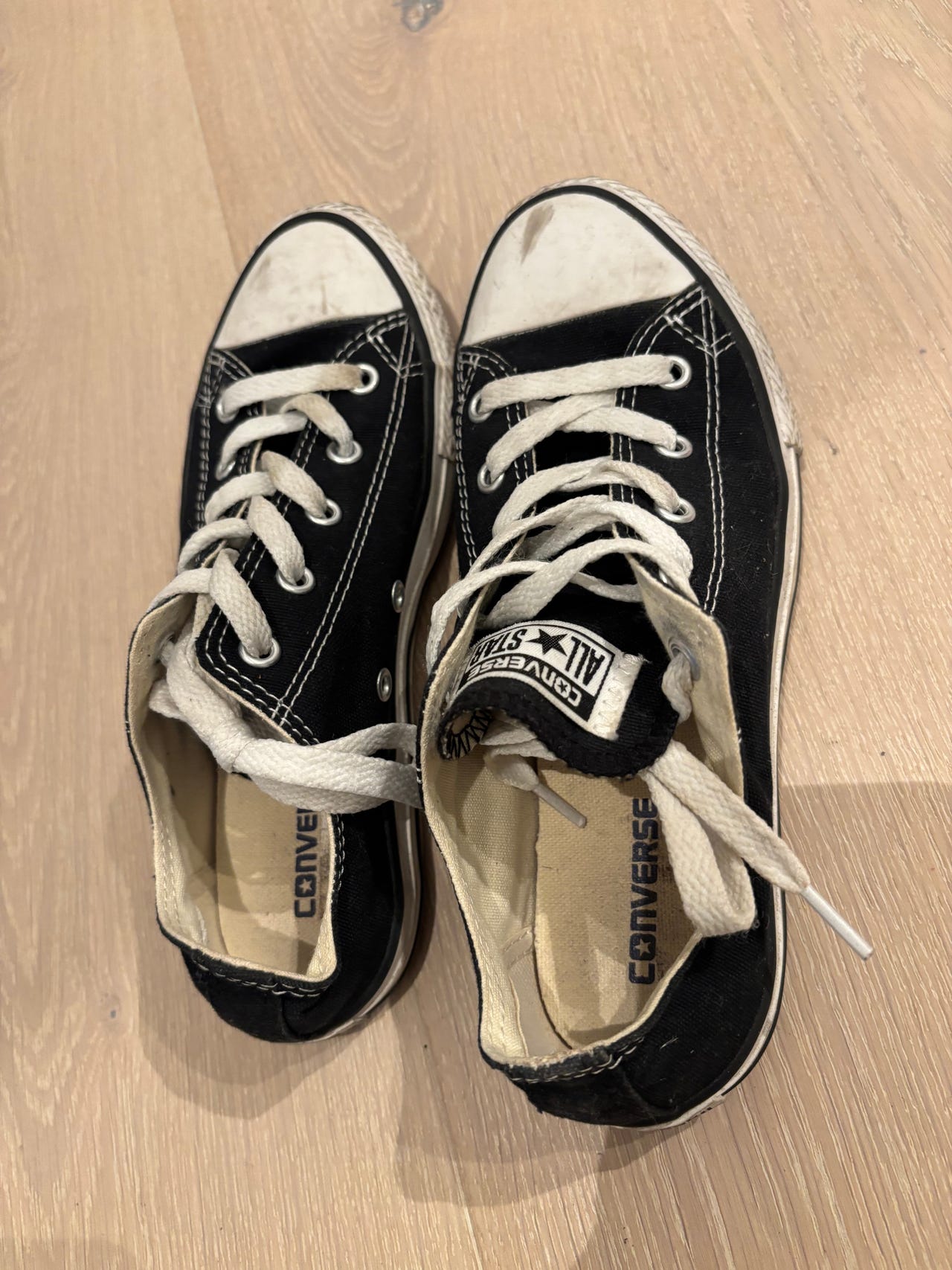 Sorte lave converse i strl 35 | FINN torget