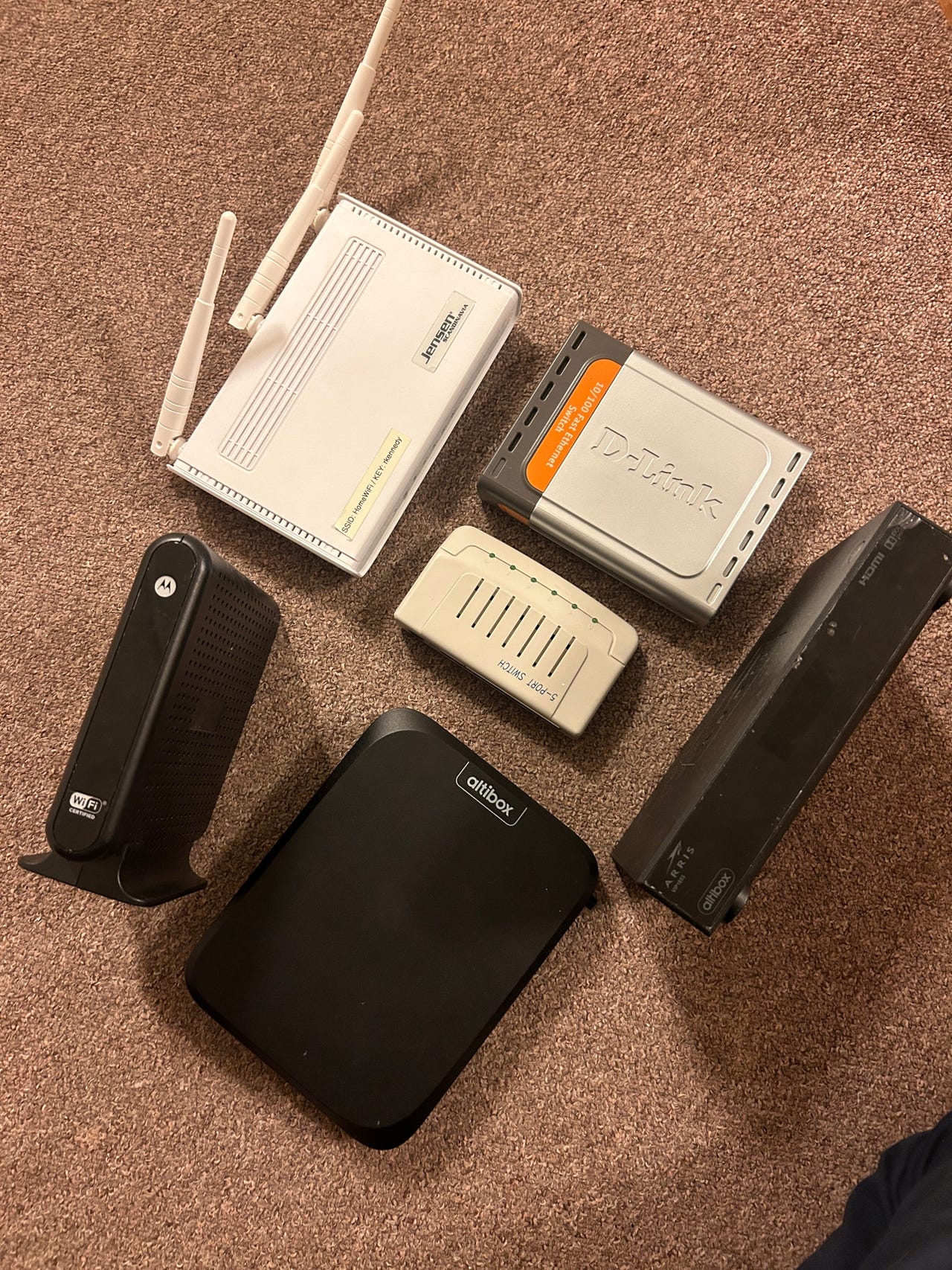 Diverse Elektrisk - Router, Switch, Altibox | FINN torget