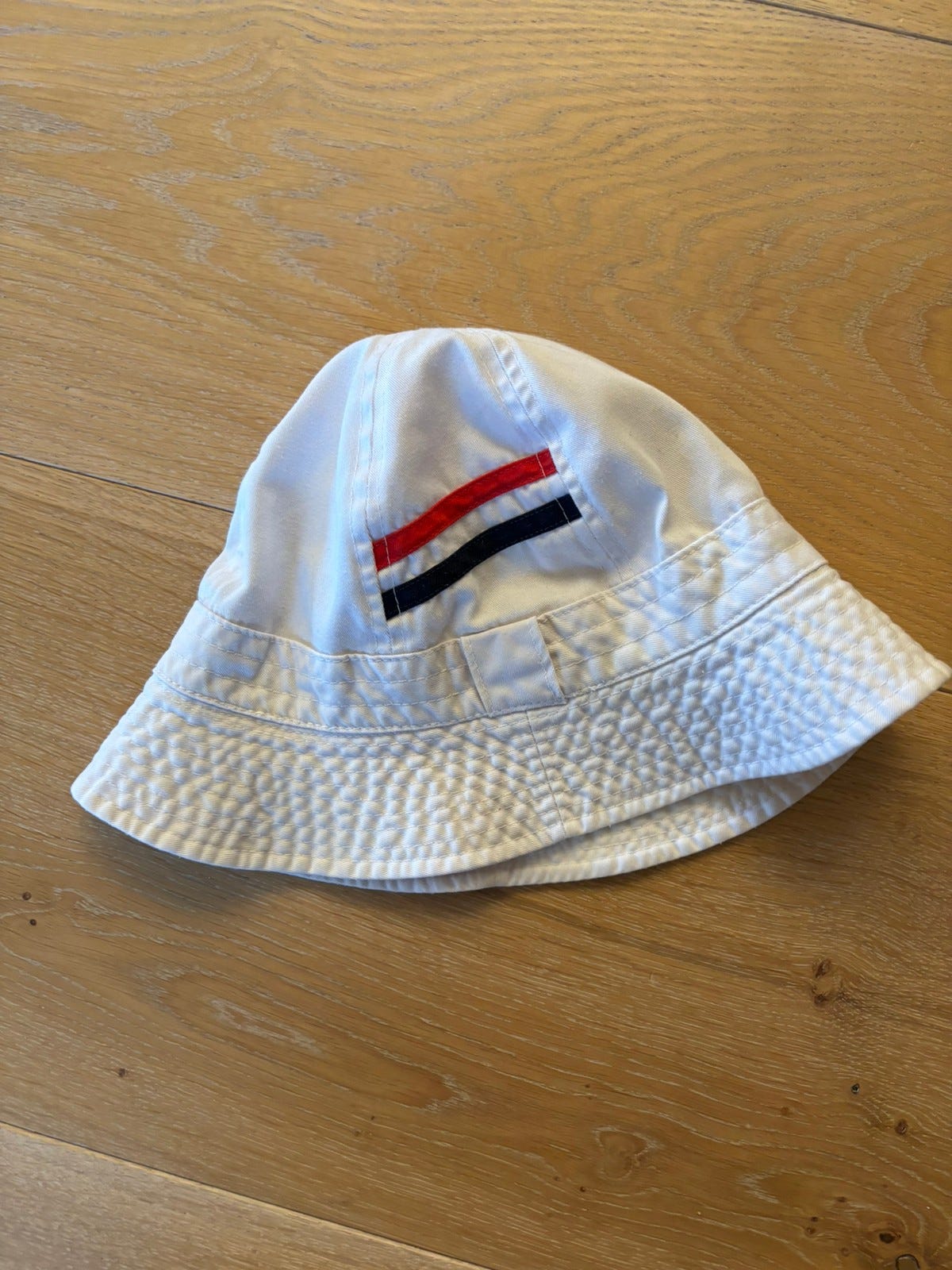 Solhatt | FINN-torget