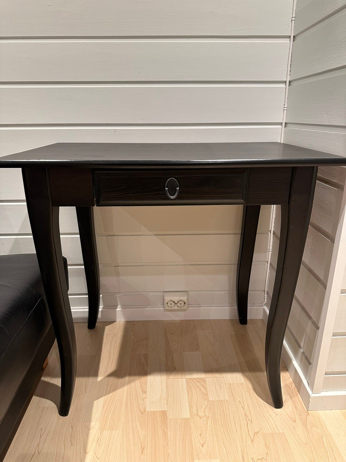 Liten pult med skuff | FINN-torget