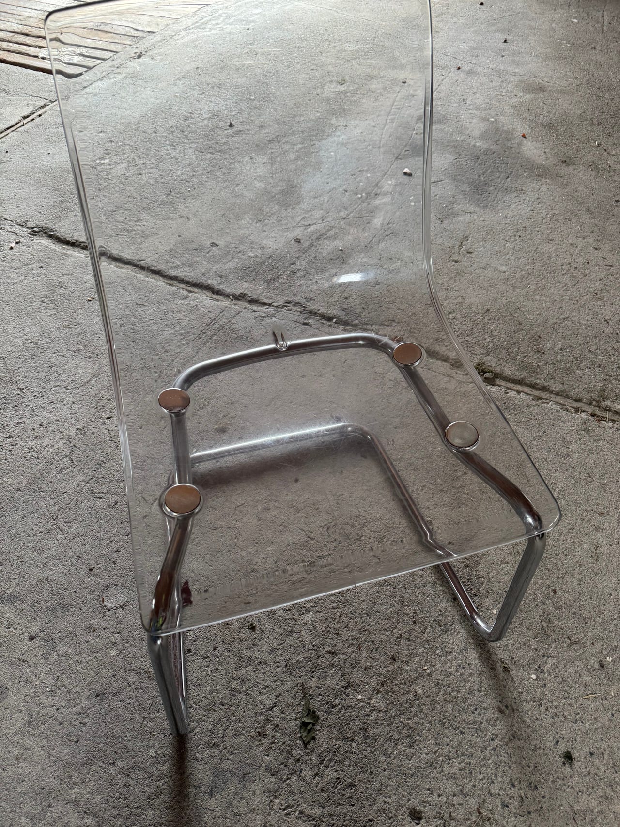 Fine stoler selges | FINN-torget