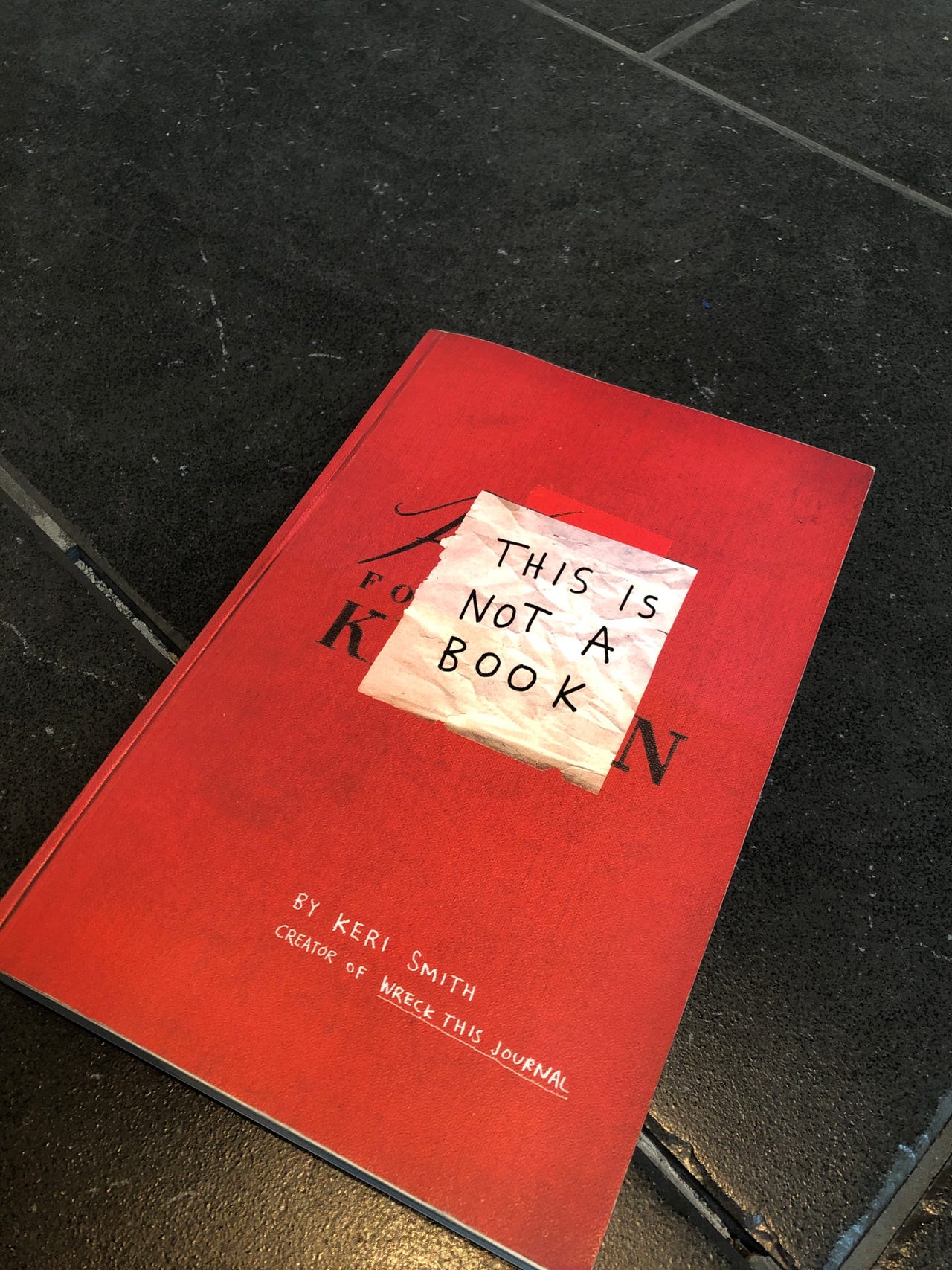 Bok: this is not a book | FINN torget