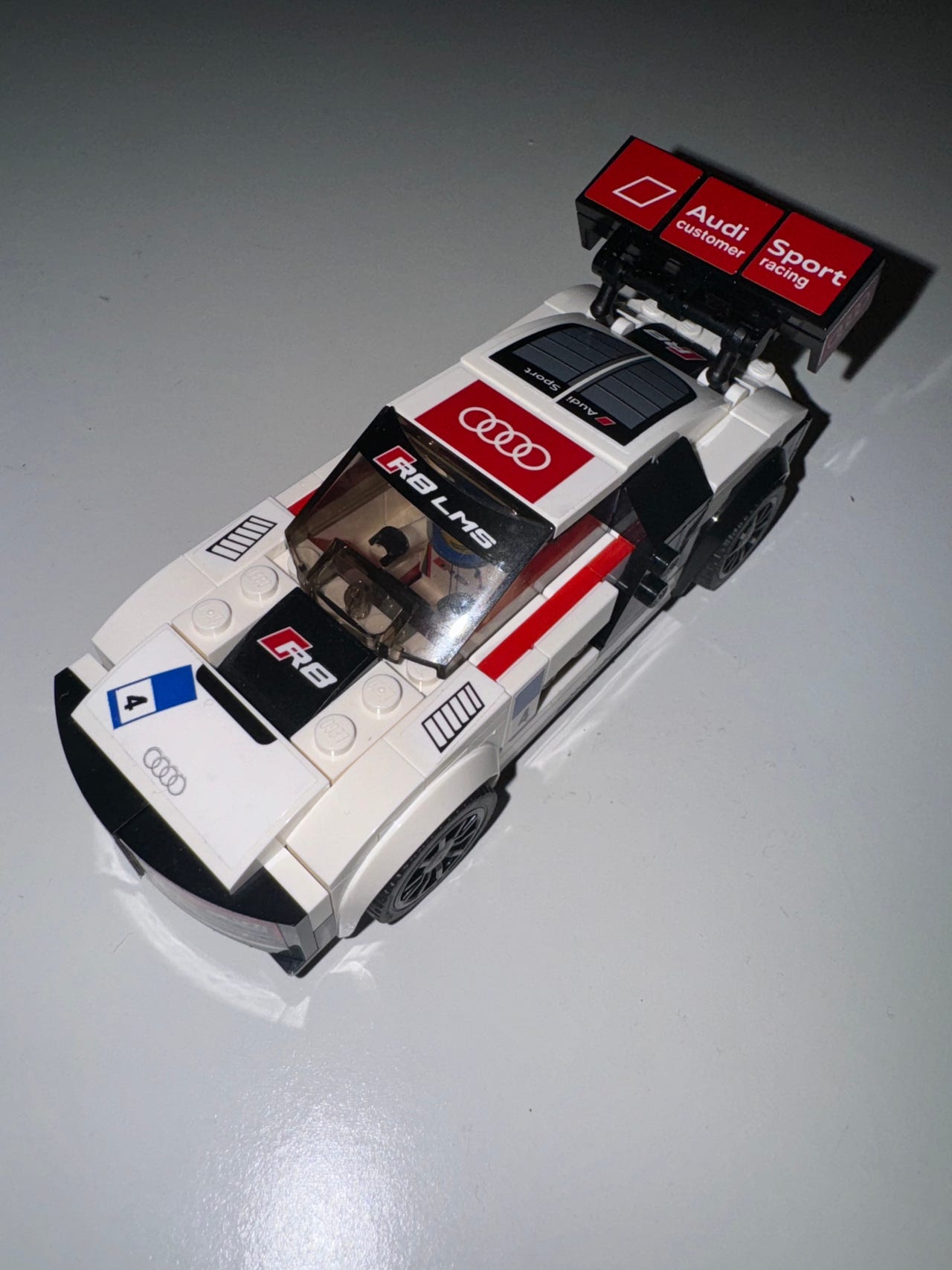 Audi R8 LMS Ultra lego bil selges | FINN torget