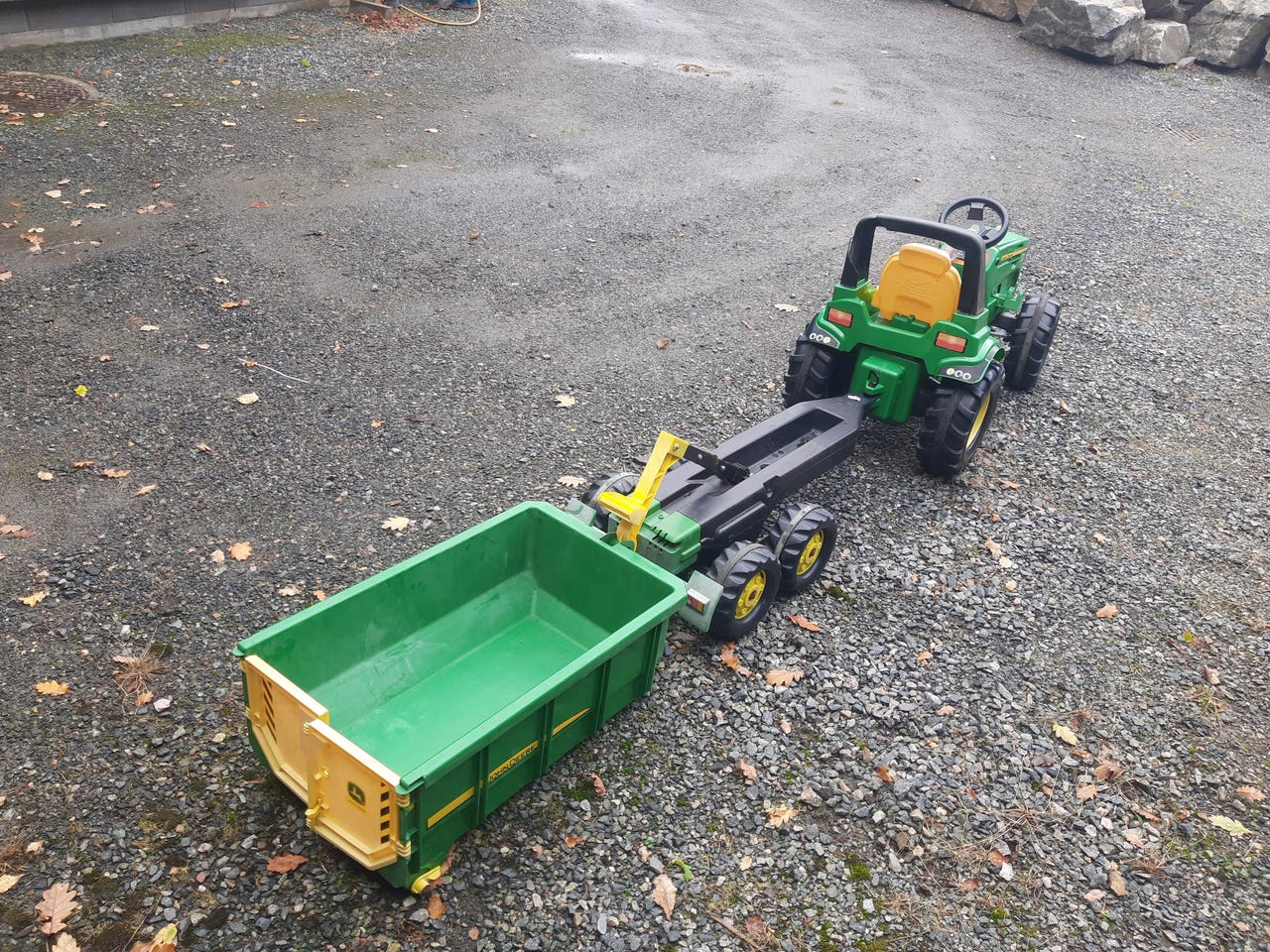 John deer trøtraktor med stor henger | FINN torget