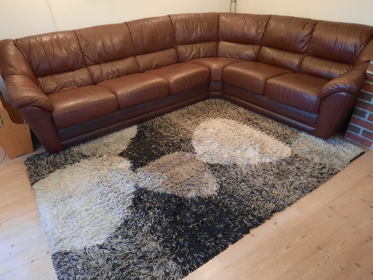 Brun buet skinnsofa | FINN torget