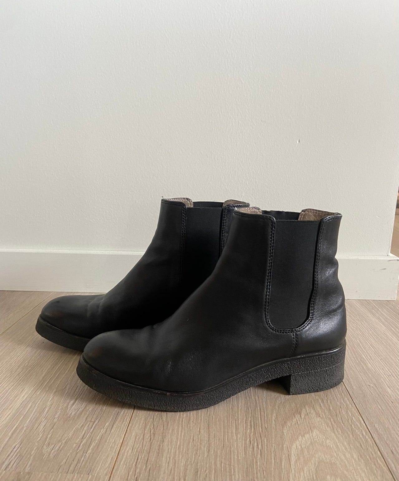 Unisa chelsea boots str 38 | FINN torget