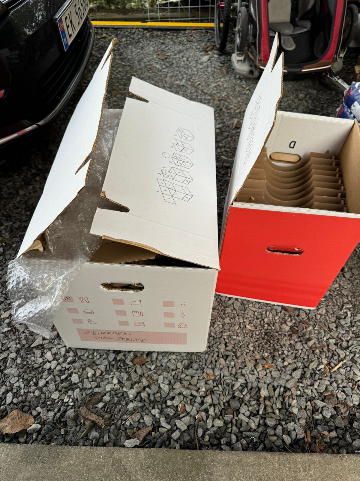 Flytteesker gis bort | FINN torget