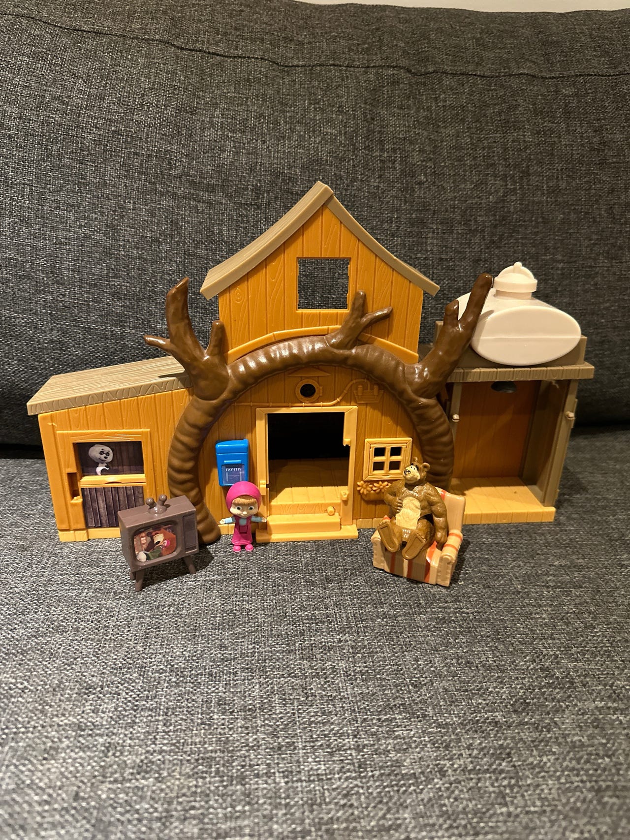 Masha og Mishka lekhus | FINN torget