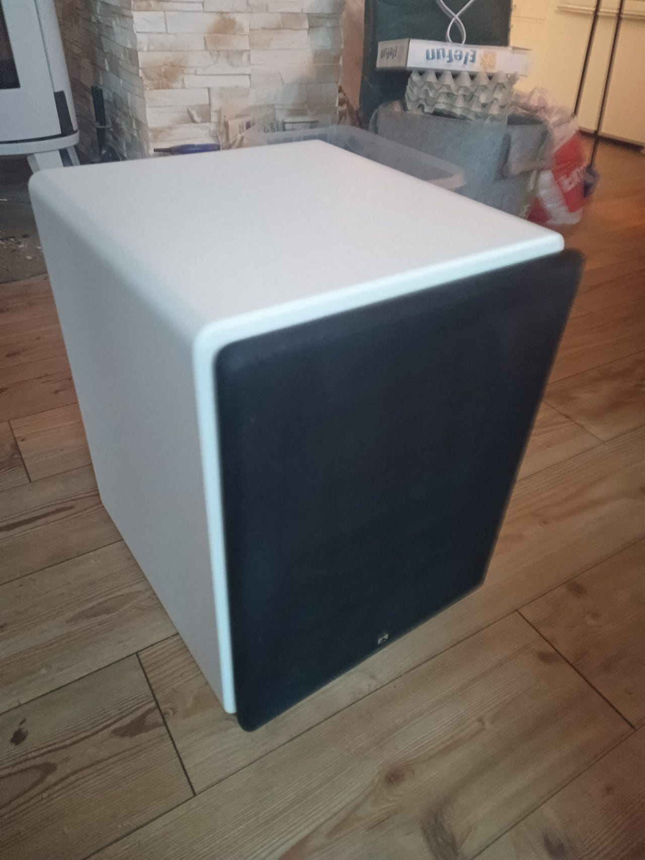 XTZ Sub 12.17 Edge subwoofer matt hvit | FINN-torget