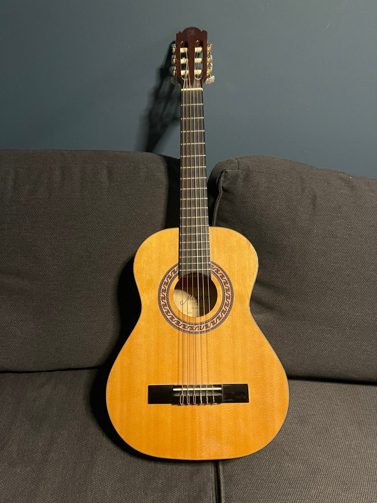 Junior Gitar 1/2 | FINN torget