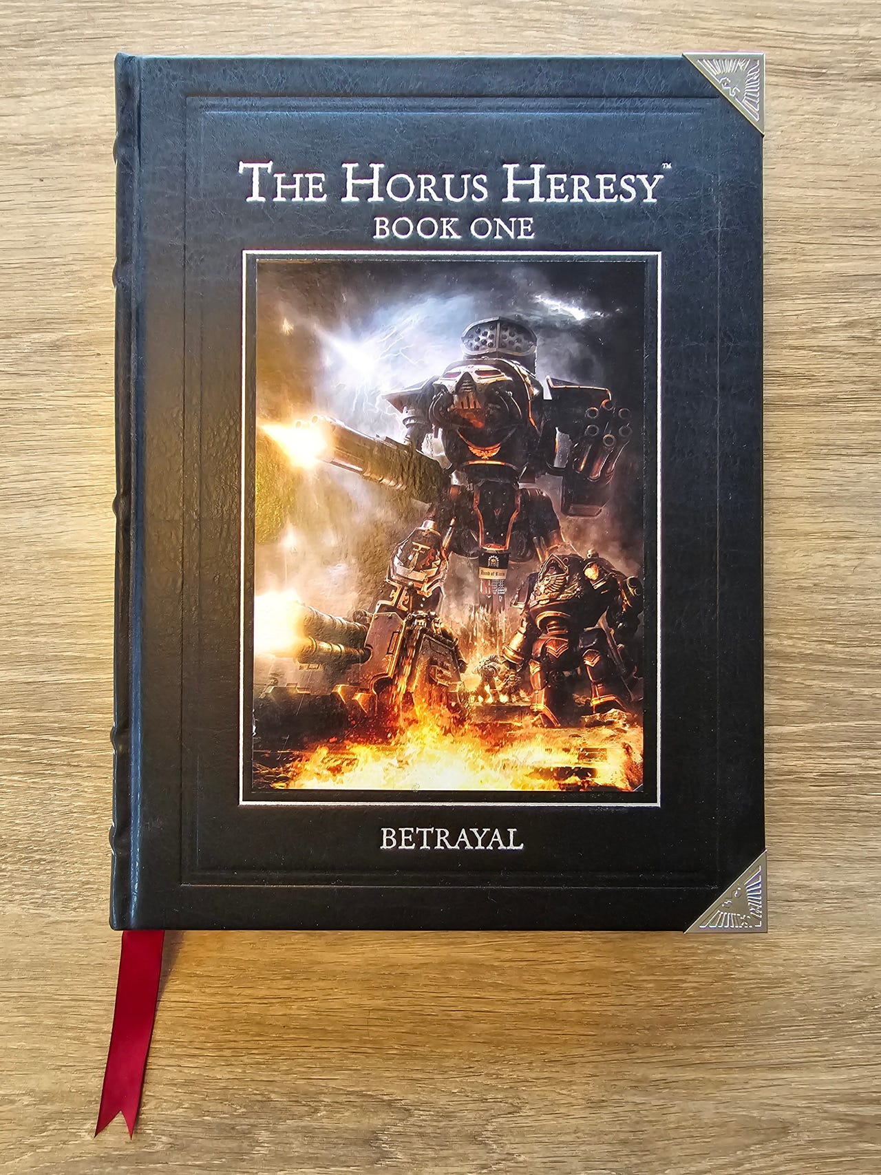 Horus Heresy book 1 Betrayal, nummerert | FINN torget
