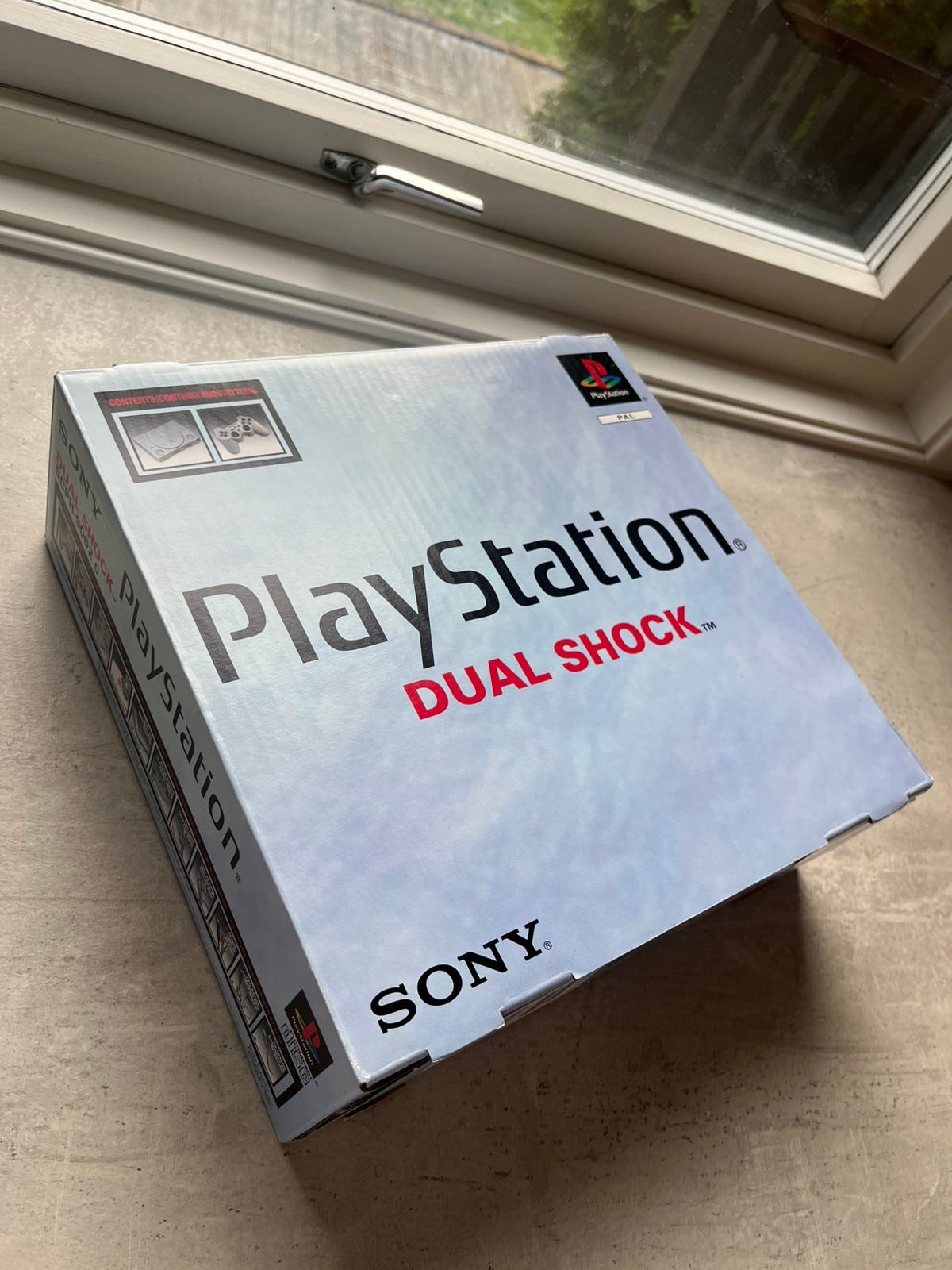 Strøken Playstation 1 eske. | FINN-torget