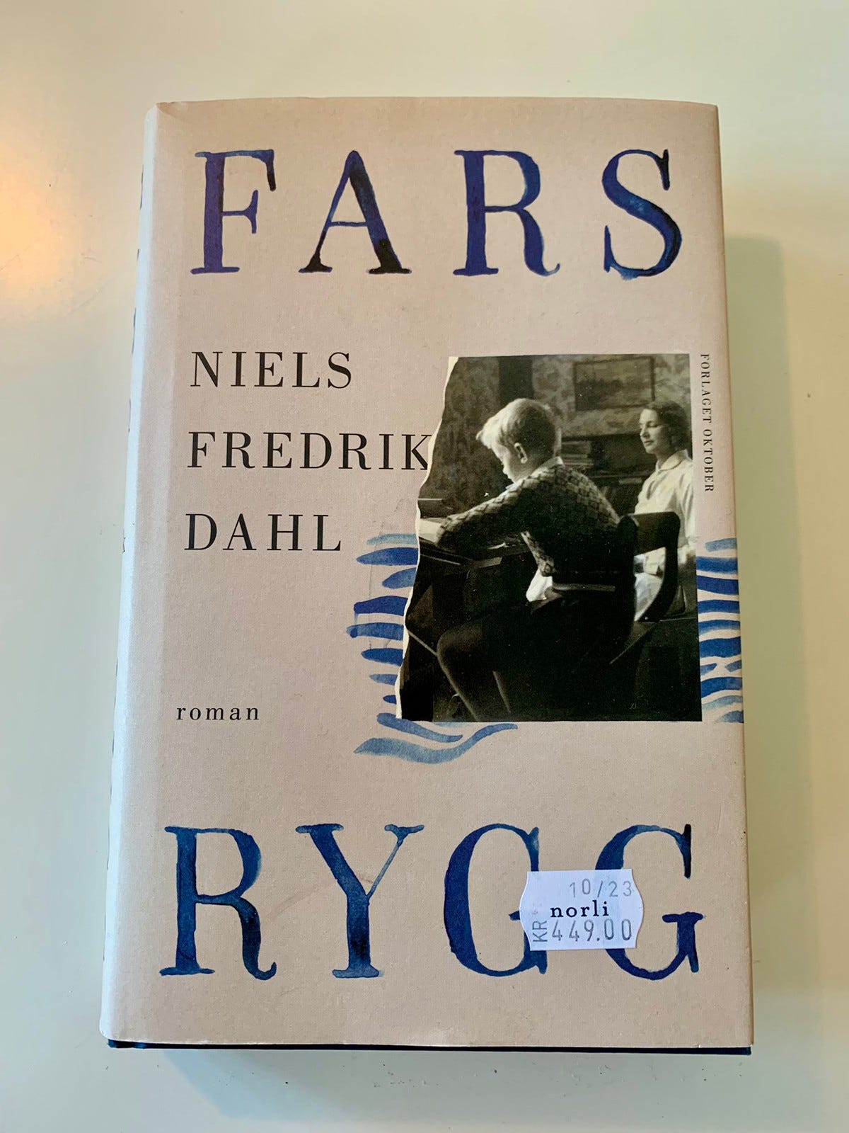 Fars rygg av Niels Fredrik Dahl. Innbundet | FINN-torget
