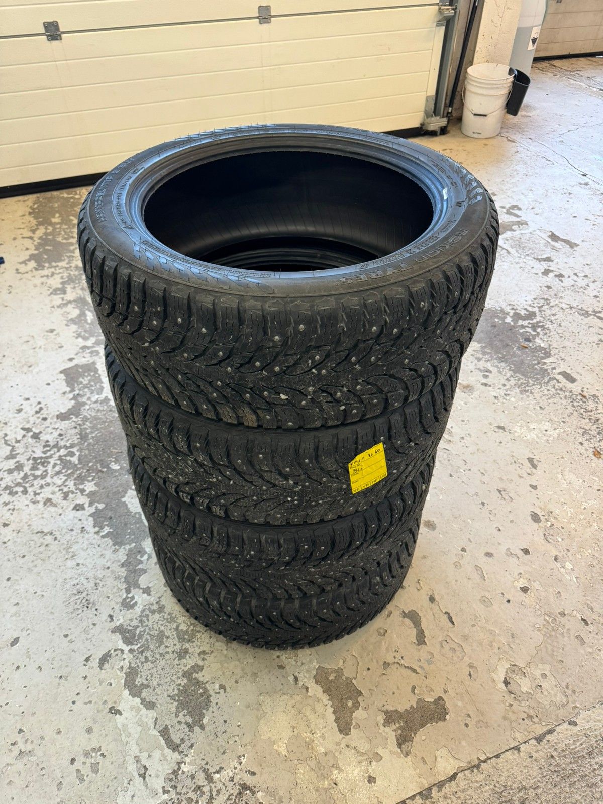 4 stk. Nokian Hakka 9 SUV 255/45R20 Piggdekk | FINN torget