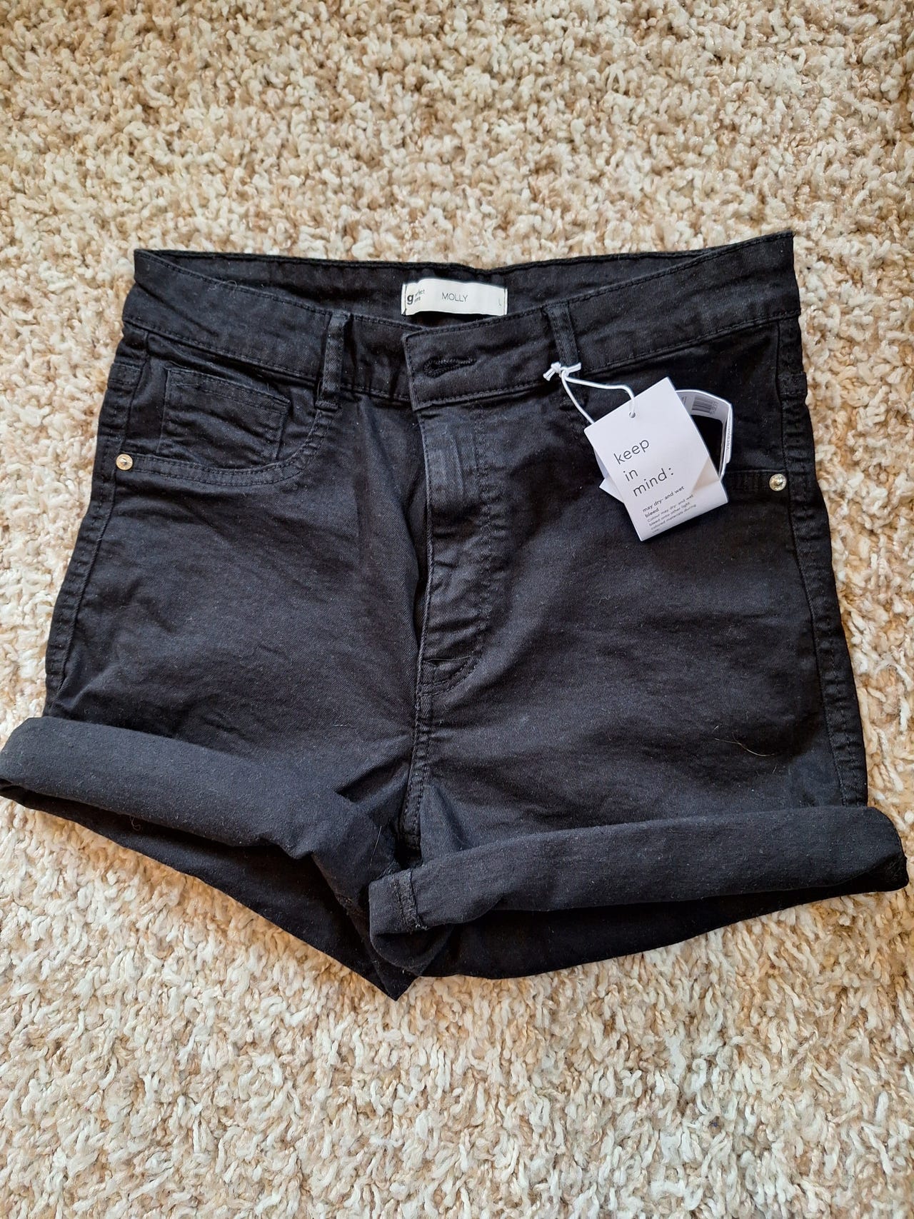 Molly dongerishorts | FINN-torget