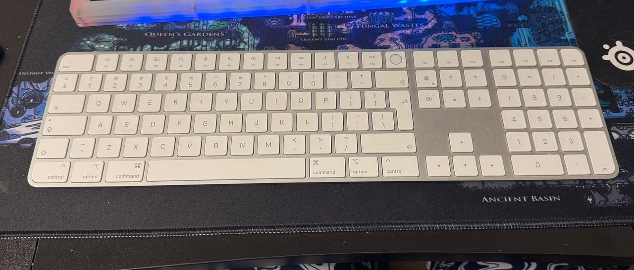 Apple Magic Keyboard A2520 with num pad | FINN-torget